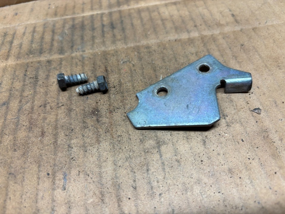Pre-owned RR pivot arm assembly from Toro Model 22040 with Suzuki ...