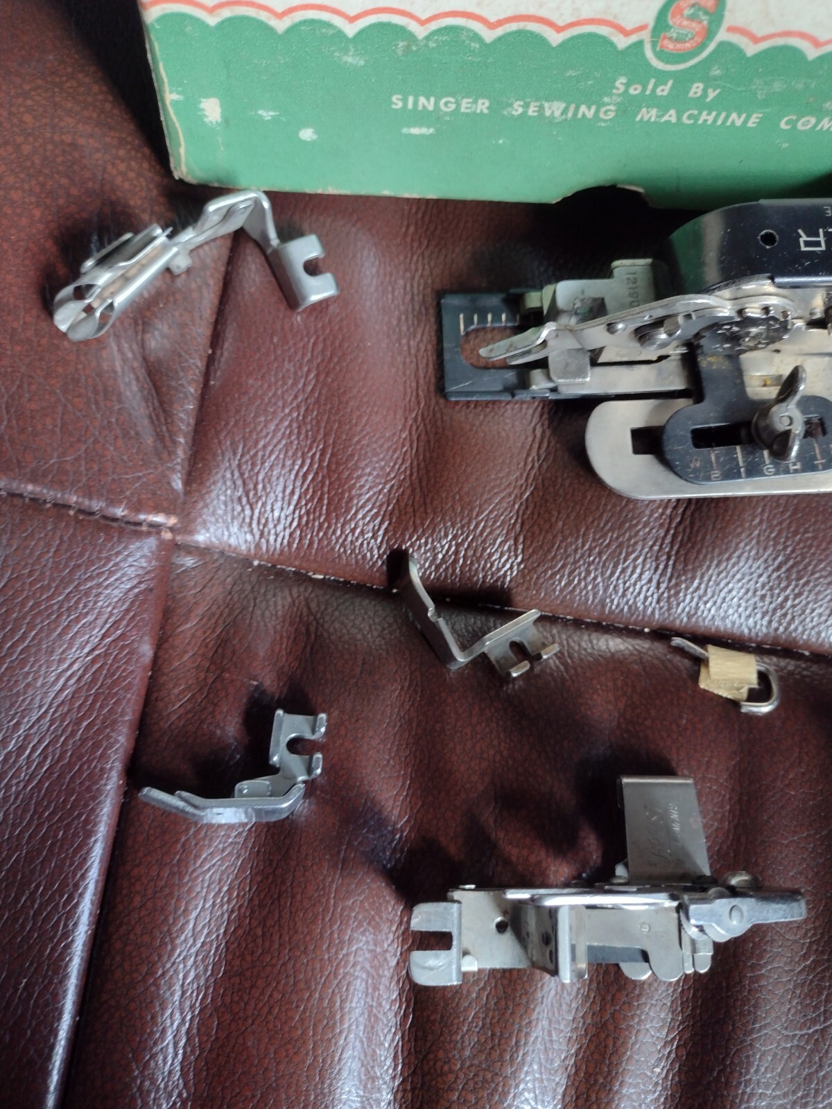 SINGER Buttonholer Sewing Machine Attachment and Other Attachments No ...