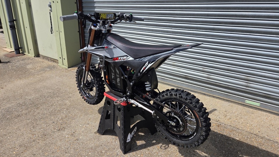 10ten MXE RS 72v Electric Dirt Bike Kids KTM E5 E3 Surron Upgraded Pit ...