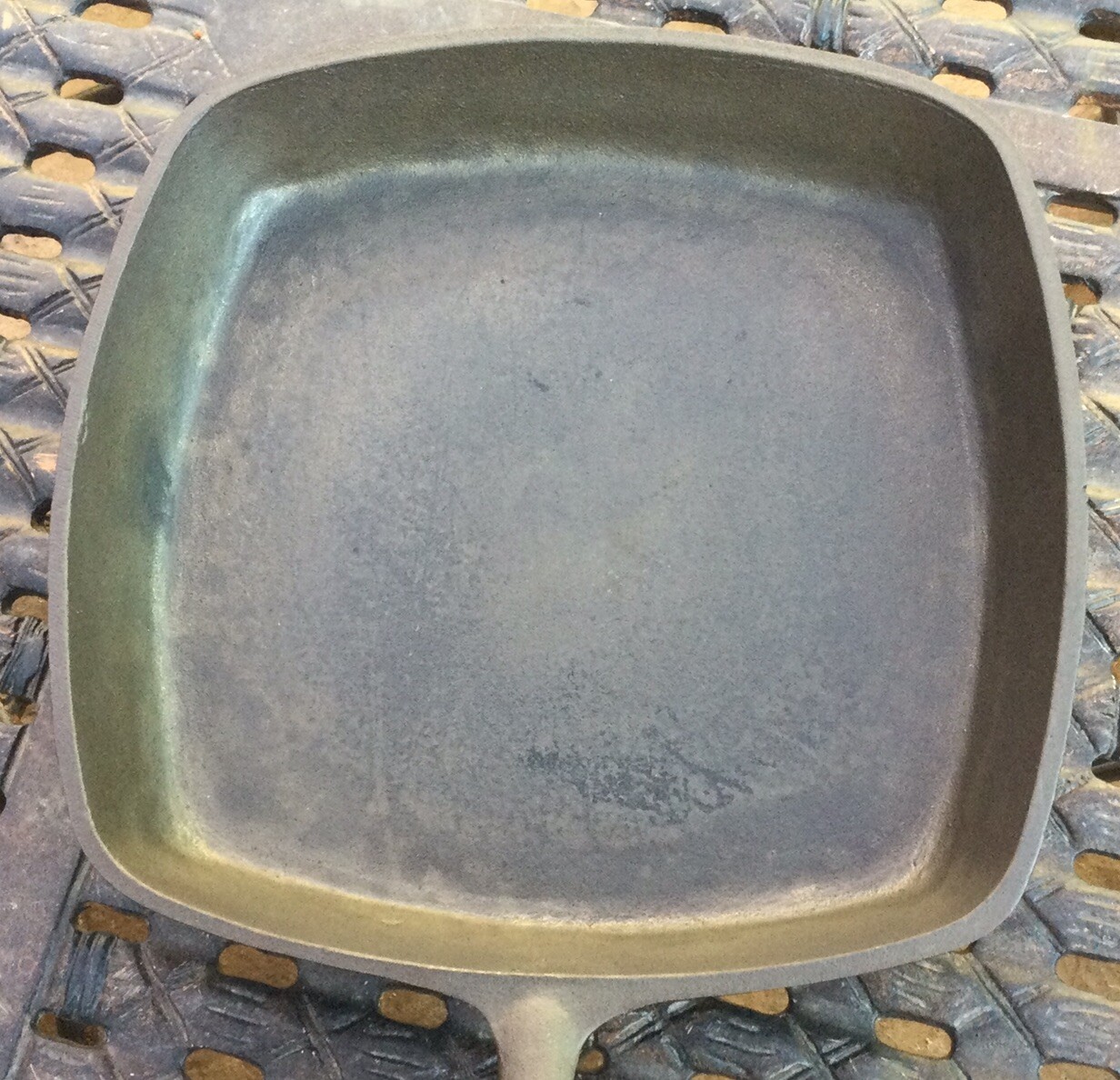 BSR (Birmingham Stove and Range) 10.25” Cast Iron Square Skillet ...