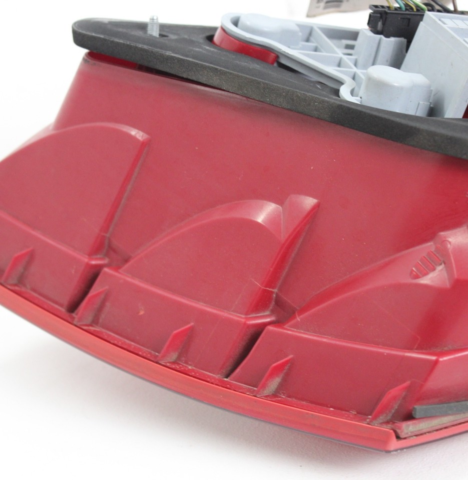 08-11 Mercedes W204 C300 C350 C63 AMG Right Side Tail Light Lamp ...