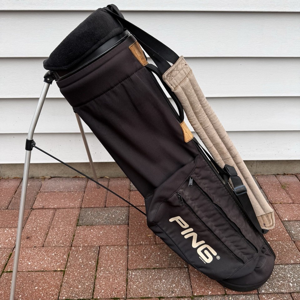 Ping Hoofer Golf Stand Carry Bag Dual Straps Black White 4 Way Dividers ...