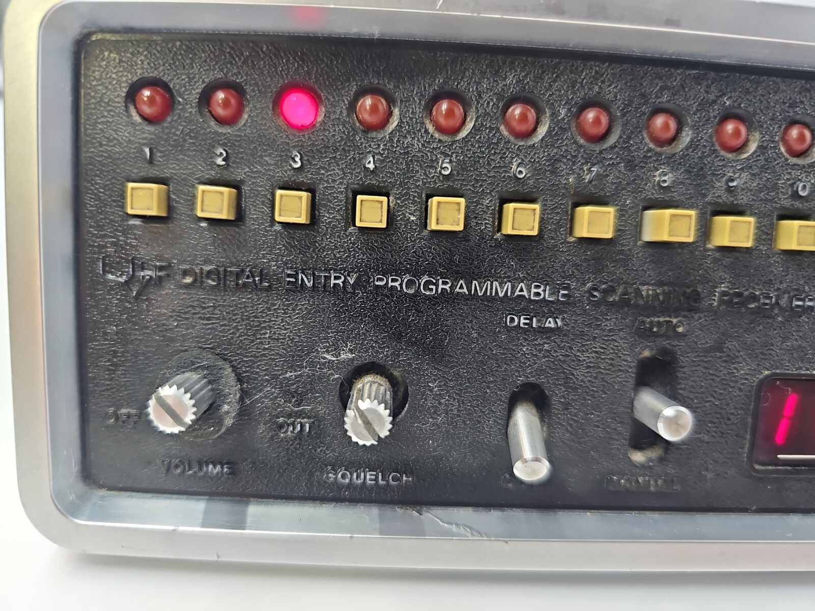 Realistic Pro-2001 Digital Entry Programmable Scanning Receiver ...