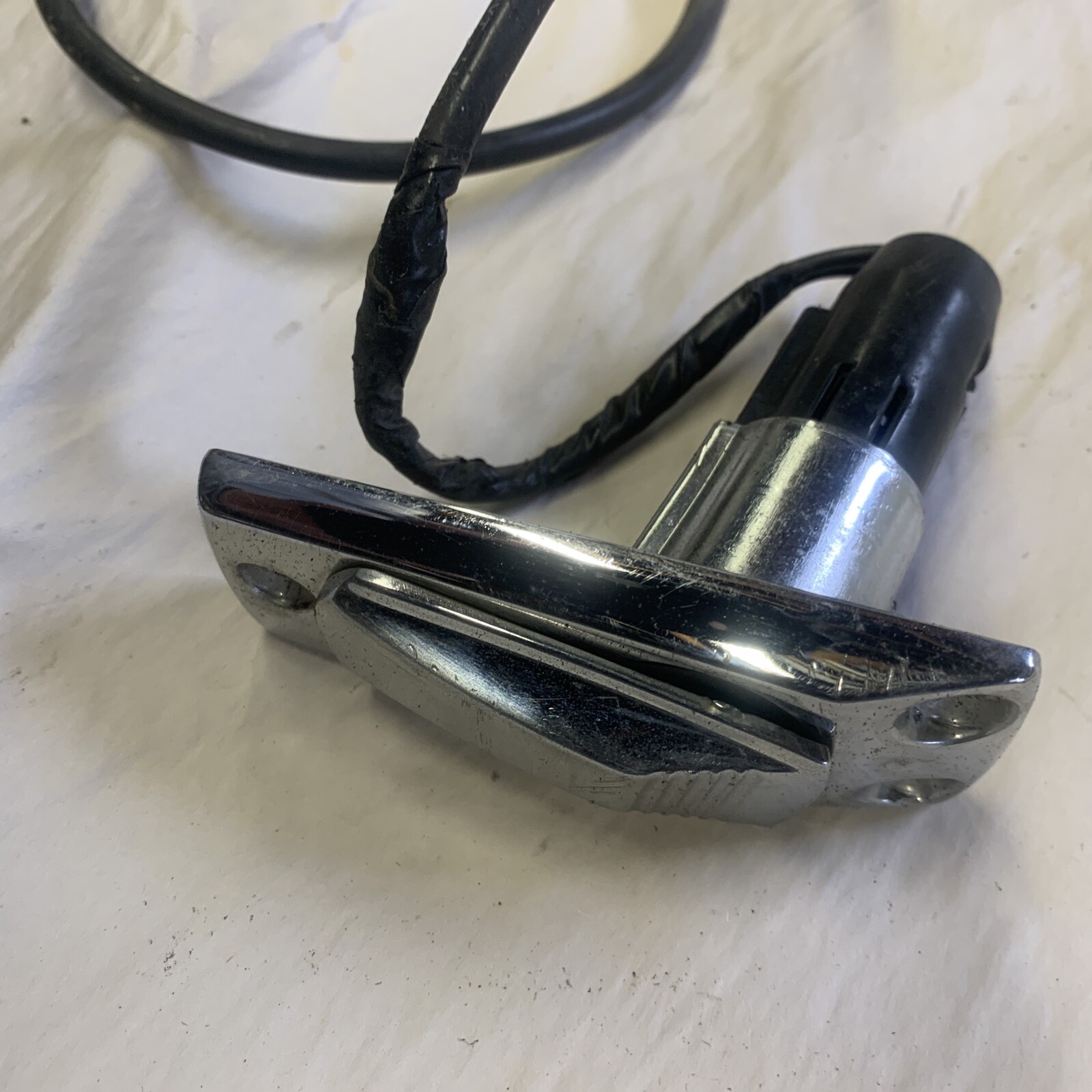Attwood Anchor Pole Light Transom Plug-in Base Socket Boat Marine ...