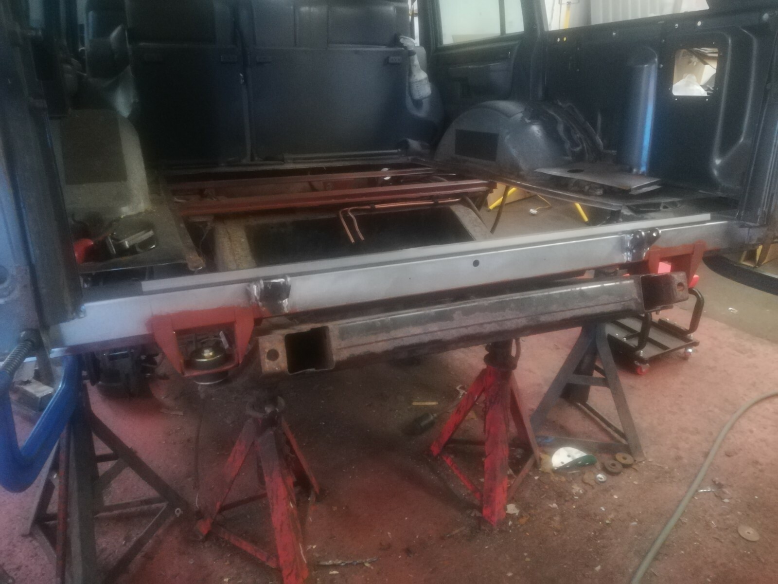 range rover classic rear body tailgate crossmember ntc4717 spot welded ...