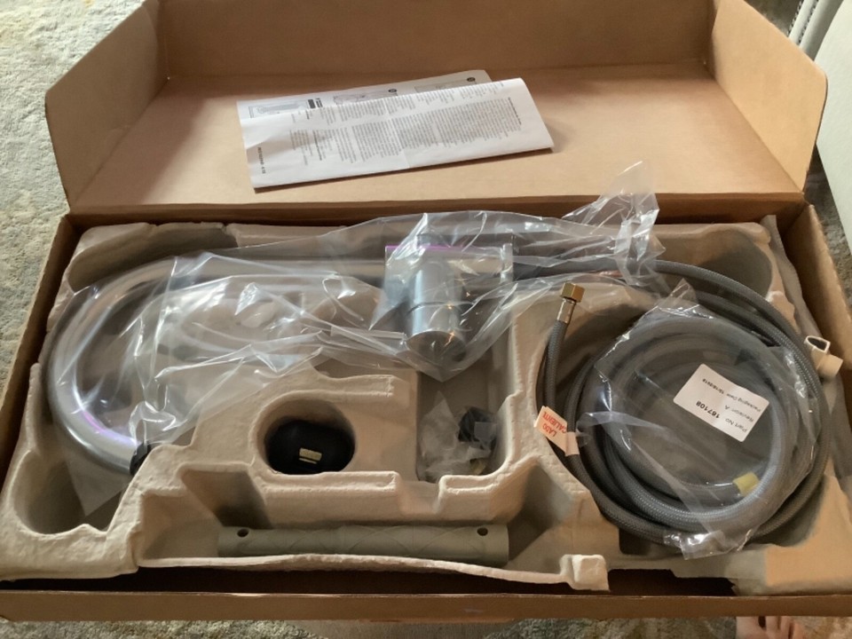 MOEN CFG Edgestone Single Handle Chrome 46201 Faucet OPEN BOX | eBay