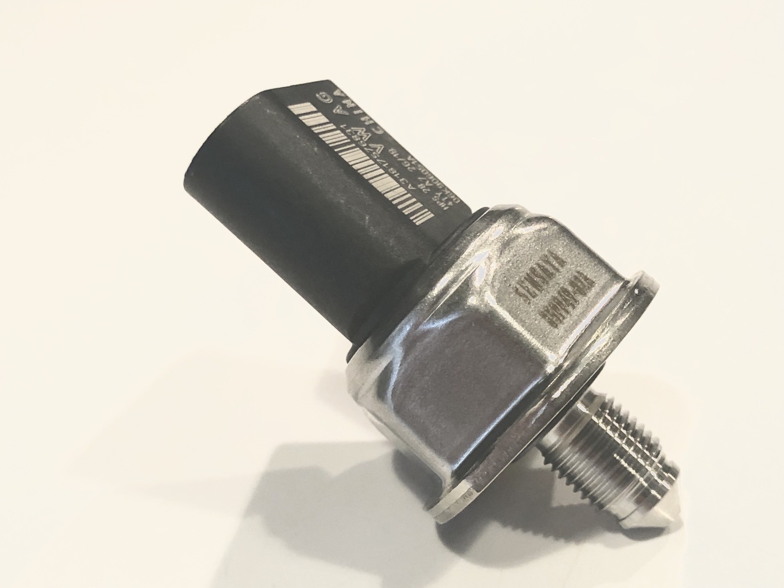 New Gen OEM Audi A3 S3 Q3 VW Beetle Jetta Fuel Rail Pressure Sensor ...