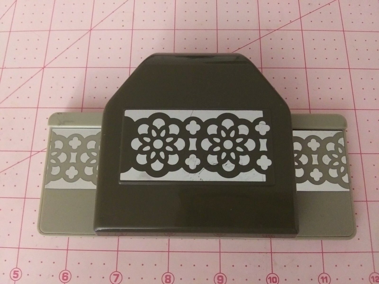 *Retired* Stampin Up, EK Success & Fiskars Edge Border Punches - Hard ...