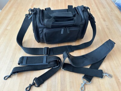 Quantaray black leather Camera Carry/Shoulder bag for Camera and ...