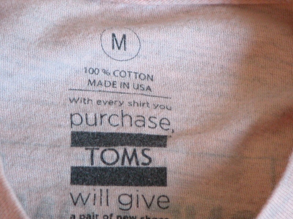 Hawaii Aloha State TOMS Shoes Logo ONE4ONE T Shirt Medium M | eBay