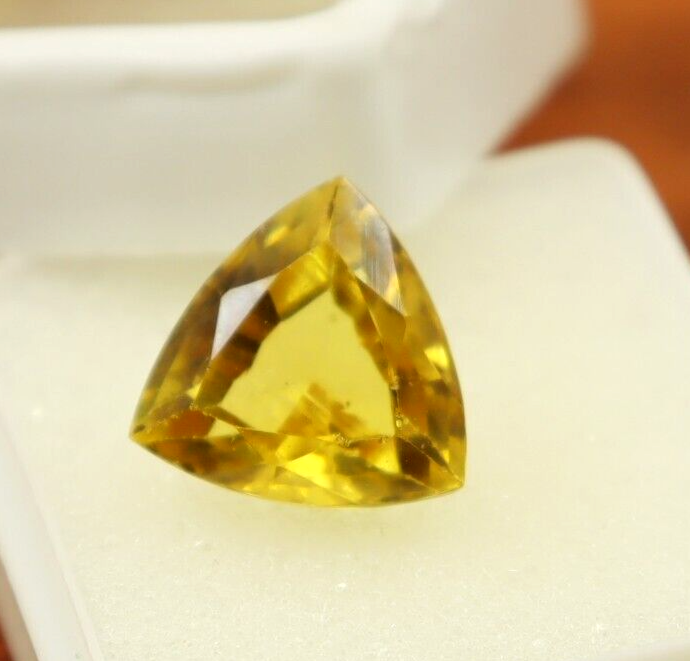 AAA+ Quality 8 Ct Trillion Cut Yellow Sapphire Certified Gemstone From ...