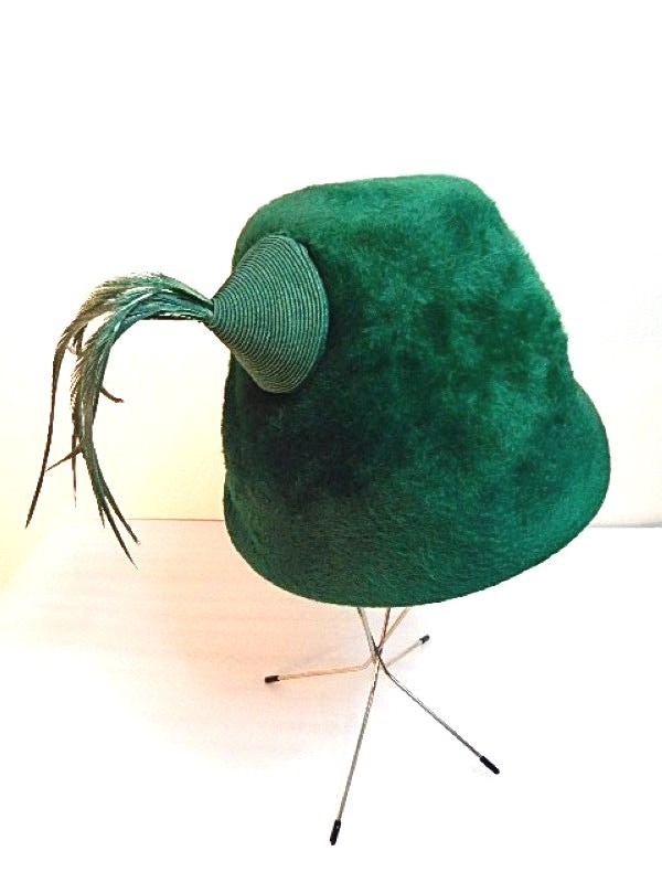 Vintage 1940s Pixie FANTES Hat Feather Tassel Crown Cap Smart Cadet ...