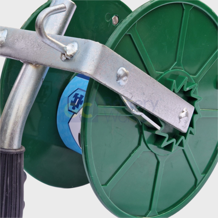 Rutland Small Reel Self Insulated Electric Fence Wire Winder Fencing ...