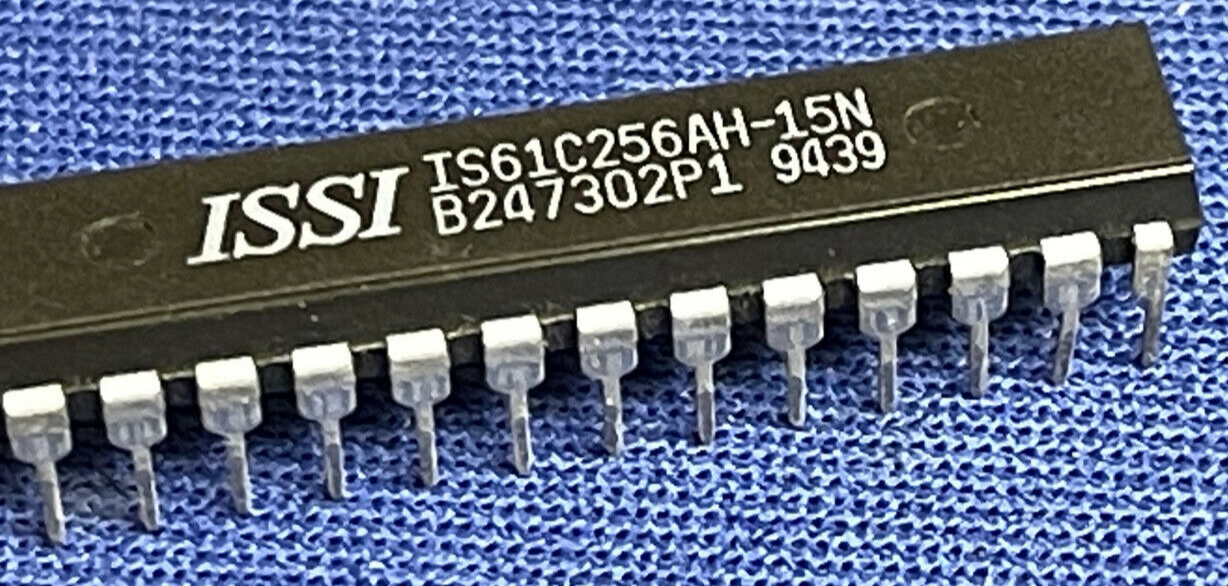 IS61C256AH-15N ISSI 61C256 28-PIN DIP 32kx8 SRAM NEW LAST ONES QTY-1 | eBay