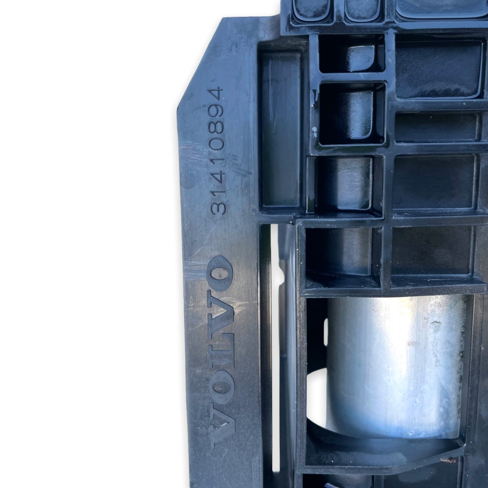 2018-2020 Volvo XC90 Condenser & radiator bundle w/ frame OEM 31410894 ...