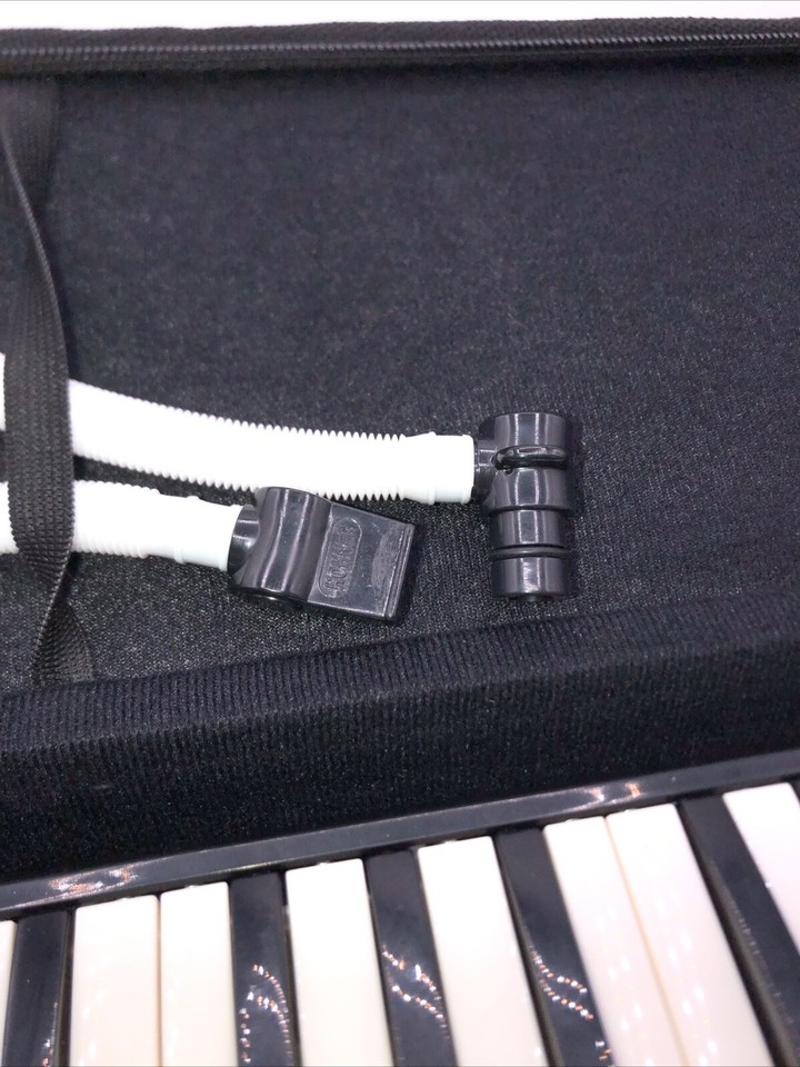 HOHNER Instructor 32 Keyboard/ Airboard W/Original Case & 1 Mouthpiece ...