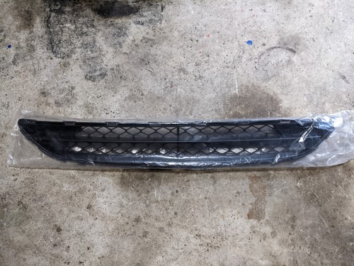 2011-2014 Hyundai Azera Front Lower Grille GENUINE OEM HYUNDAI | 86561 ...