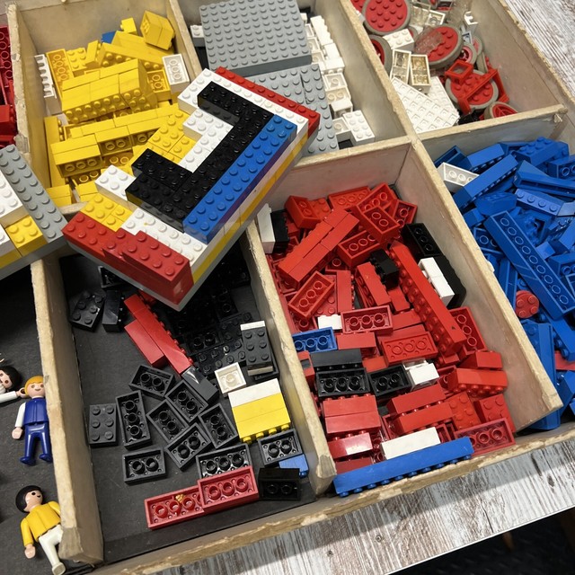 LEGO Samsonite: Junior Constructor (717) for sale online | eBay