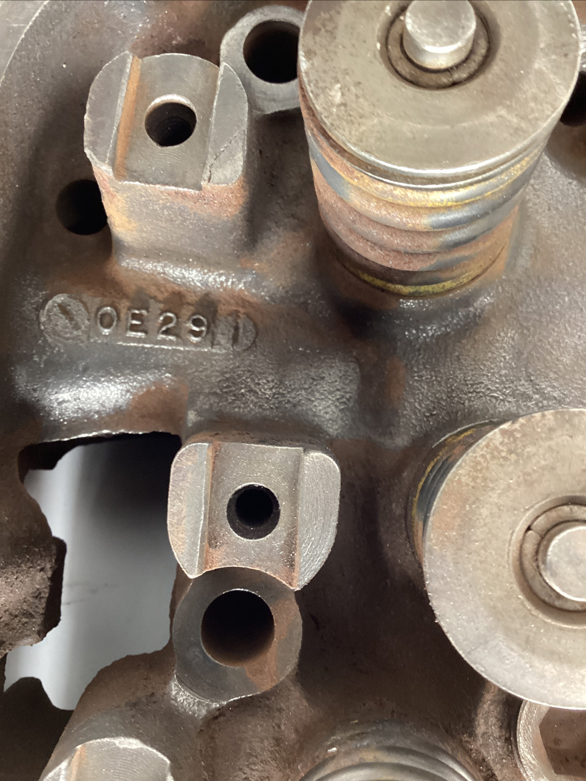 1970-1971 Ford 351C Small Block Cylinder Head Set D0AE-J DATE CODE OE9 ...
