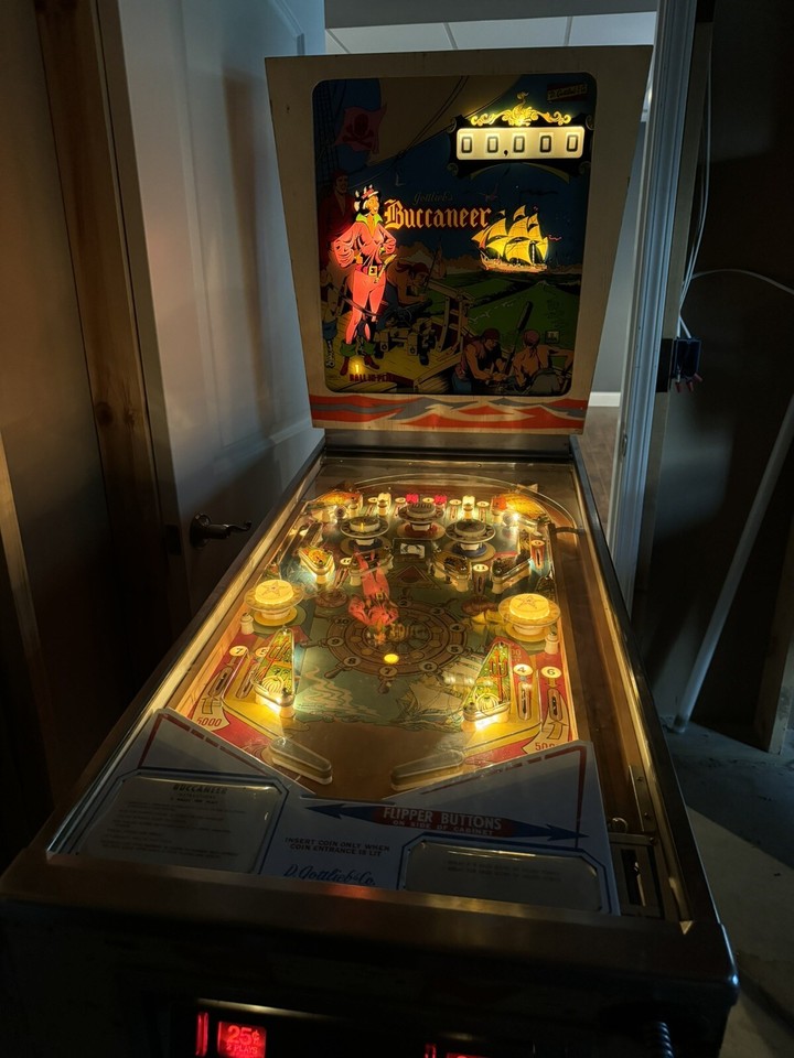 Buccaneer Pinball Machine | eBay