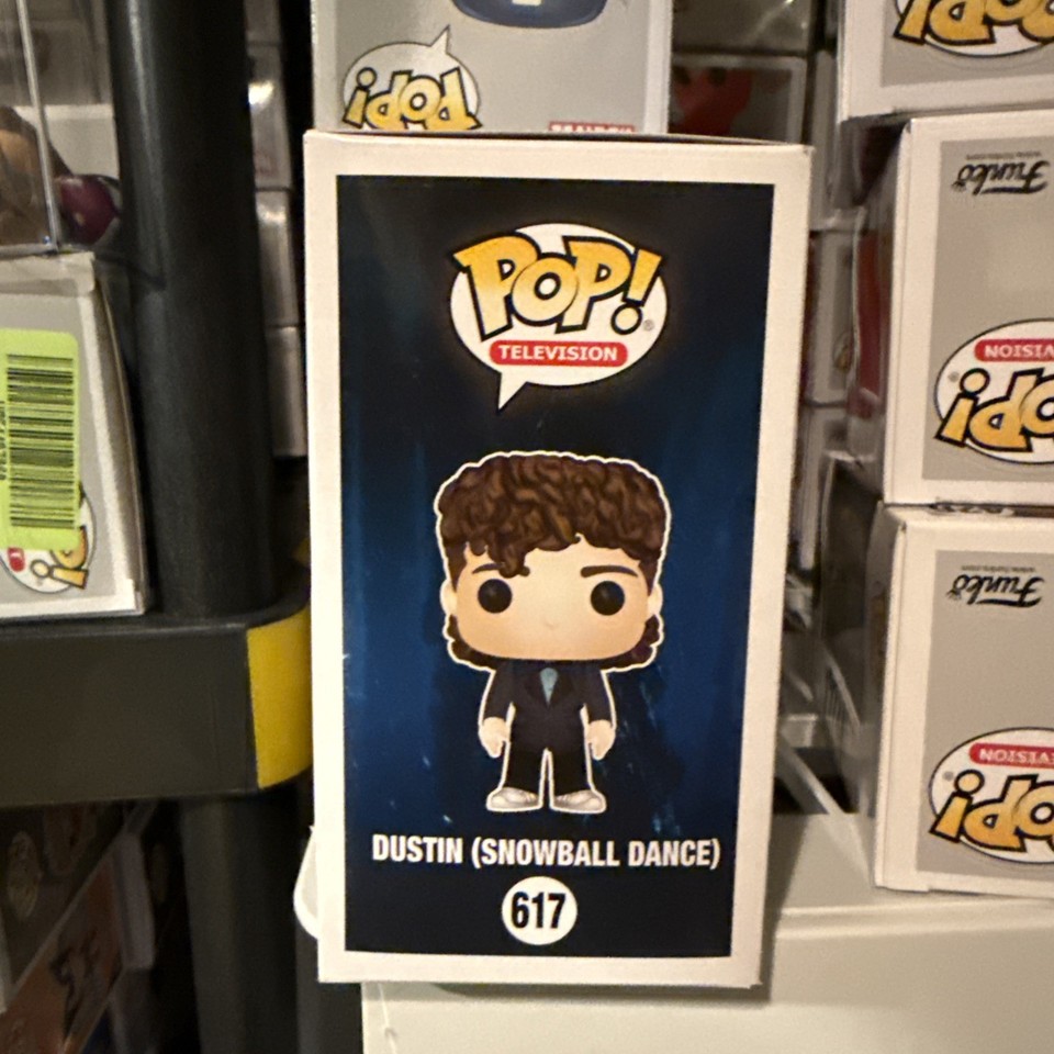 SDCC 2018 Summer Convention Exclusive Stranger Things Dustin Snowball ...