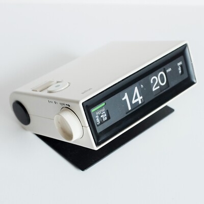 Braun Flip Clock Type 4937 by Dieter Rams, Dietrich Lubs Digital ...