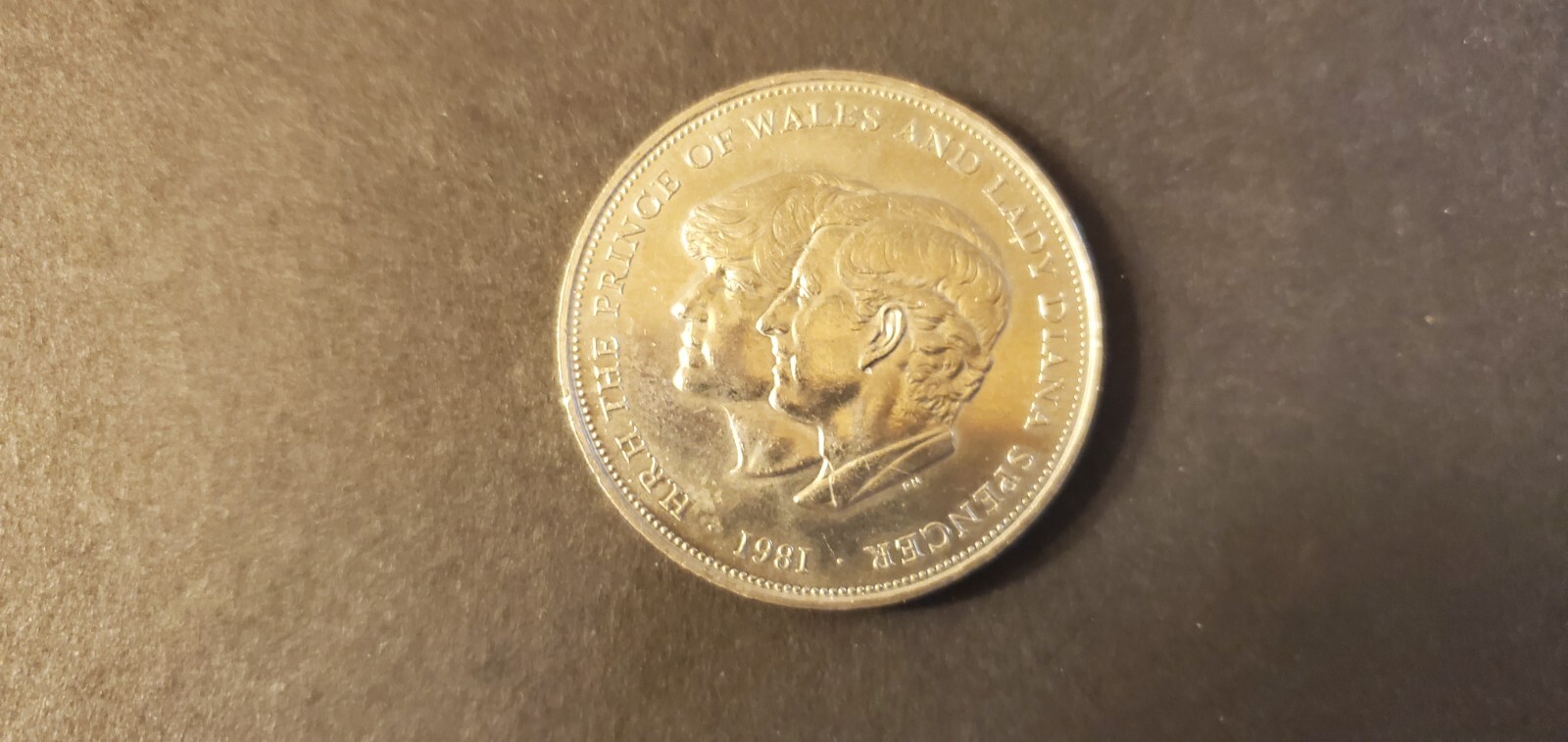 1981 HRH Prince of Wales & Lady Diana Spencer Royal Wedding Coin | eBay