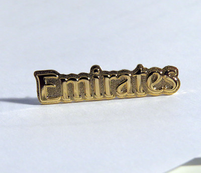 Pin EMIRATES AIRLINES 35mm Pin Gold for Pilots Crew | eBay