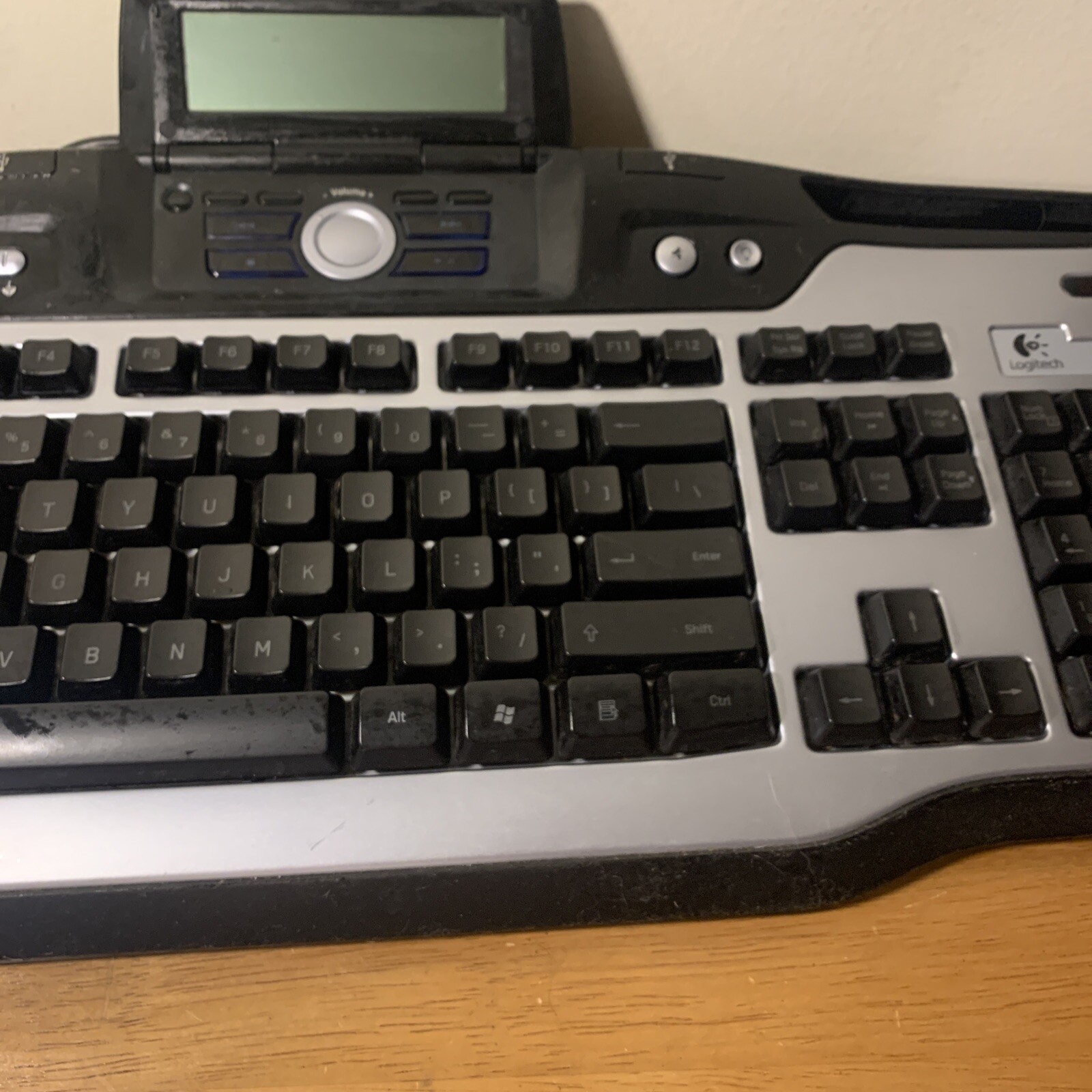 Logitech G15 Gaming Keyboard Y-UW92 Wired USB Illuminated Screen TESTED ...