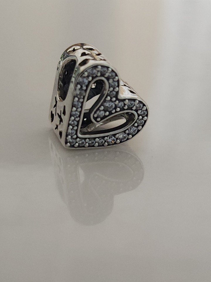 AUTHENTIC PANDORA SPARKLING FREEHAND HEART CHARM #798692C01 | eBay