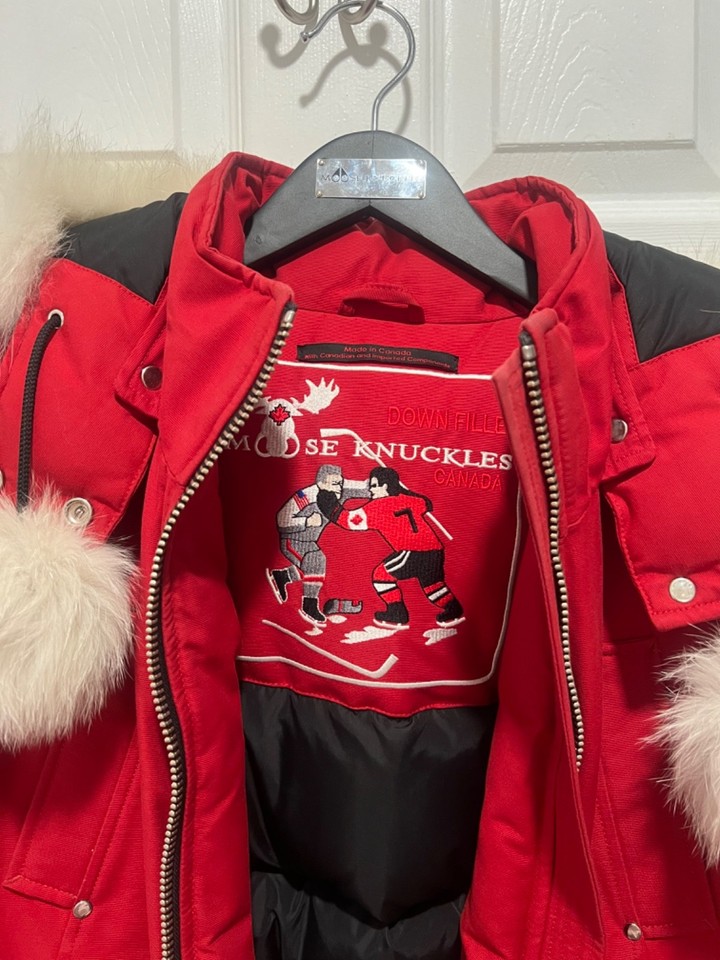 Authentic size medium red Moose Knuckle Bomber jacket | eBay