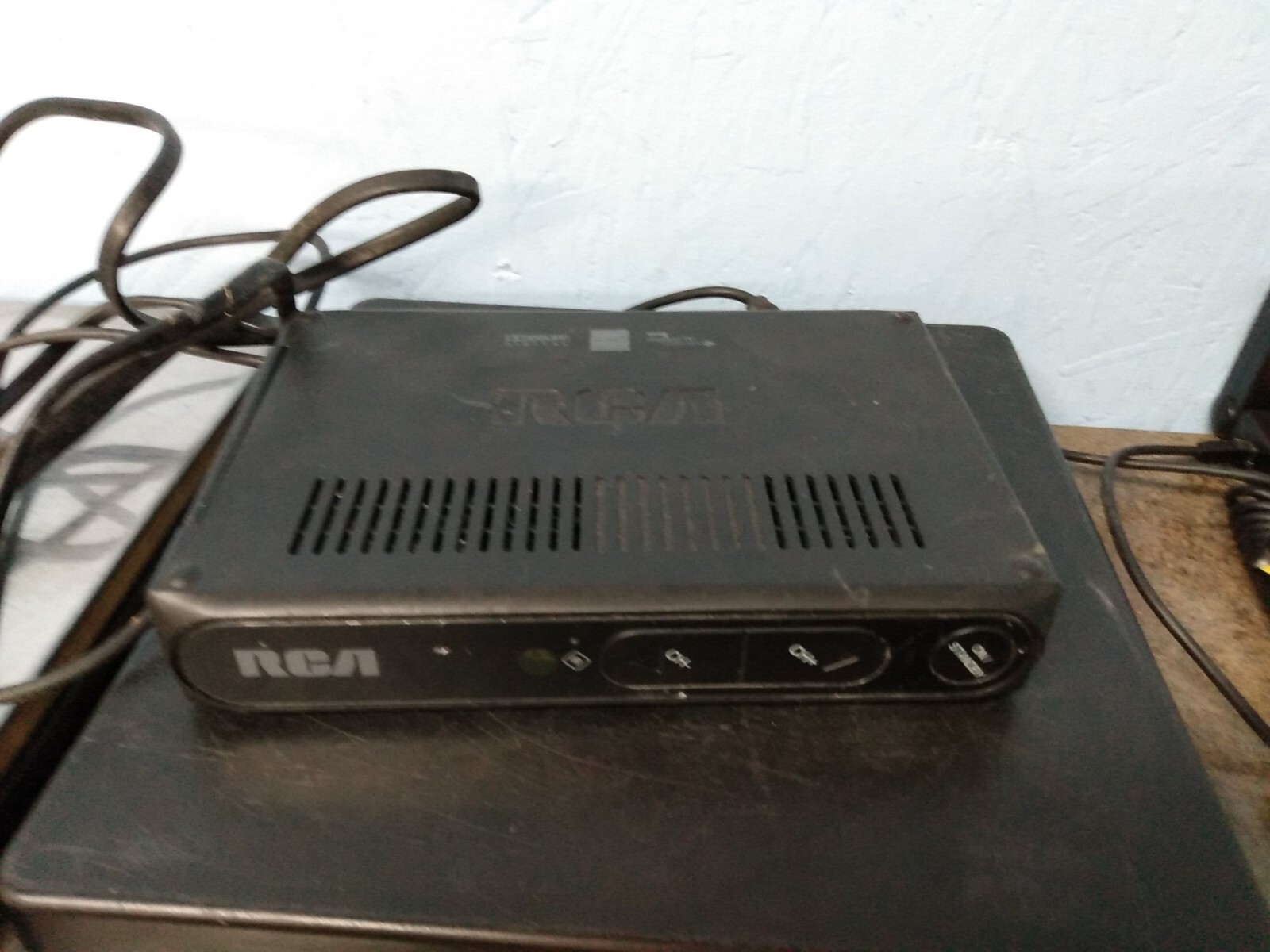 RCA ATSC Converter Box - DTA800B - Unit Only, No Remote - Power Supply ...