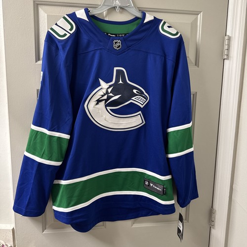 Brock Boeser Vancouver Canucks Fanatics Adult Large Still Has Tag On ...
