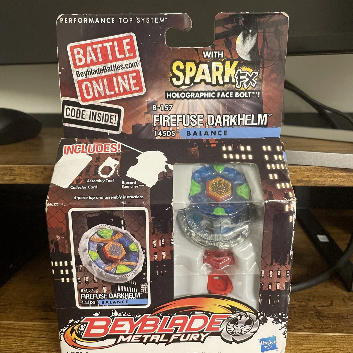 Beyblade Firefuse Darkhelm