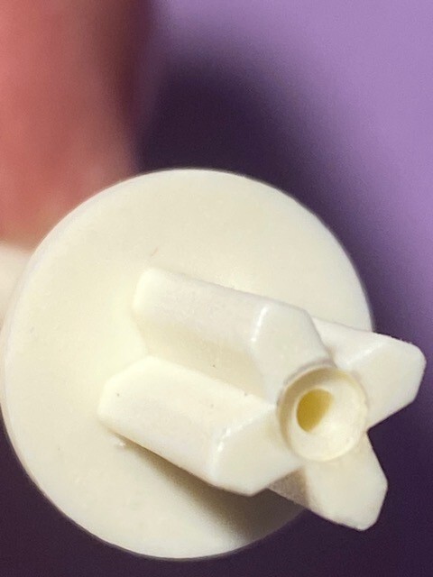 One Spool Pin for Kenmore Sewing Machines With 2 Free Felts | eBay