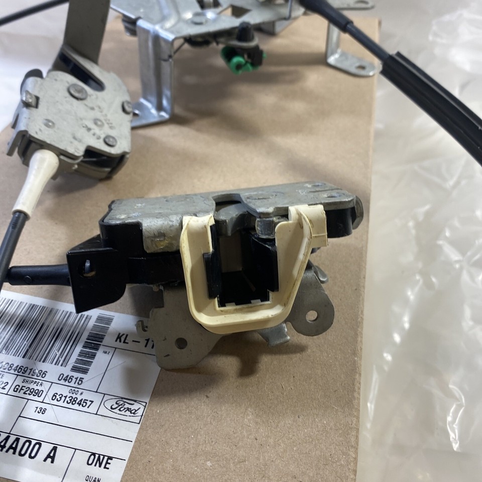 Genuine OEM Ford F-250 F-350 Rear Right Side Door Latch Lock Cable ...