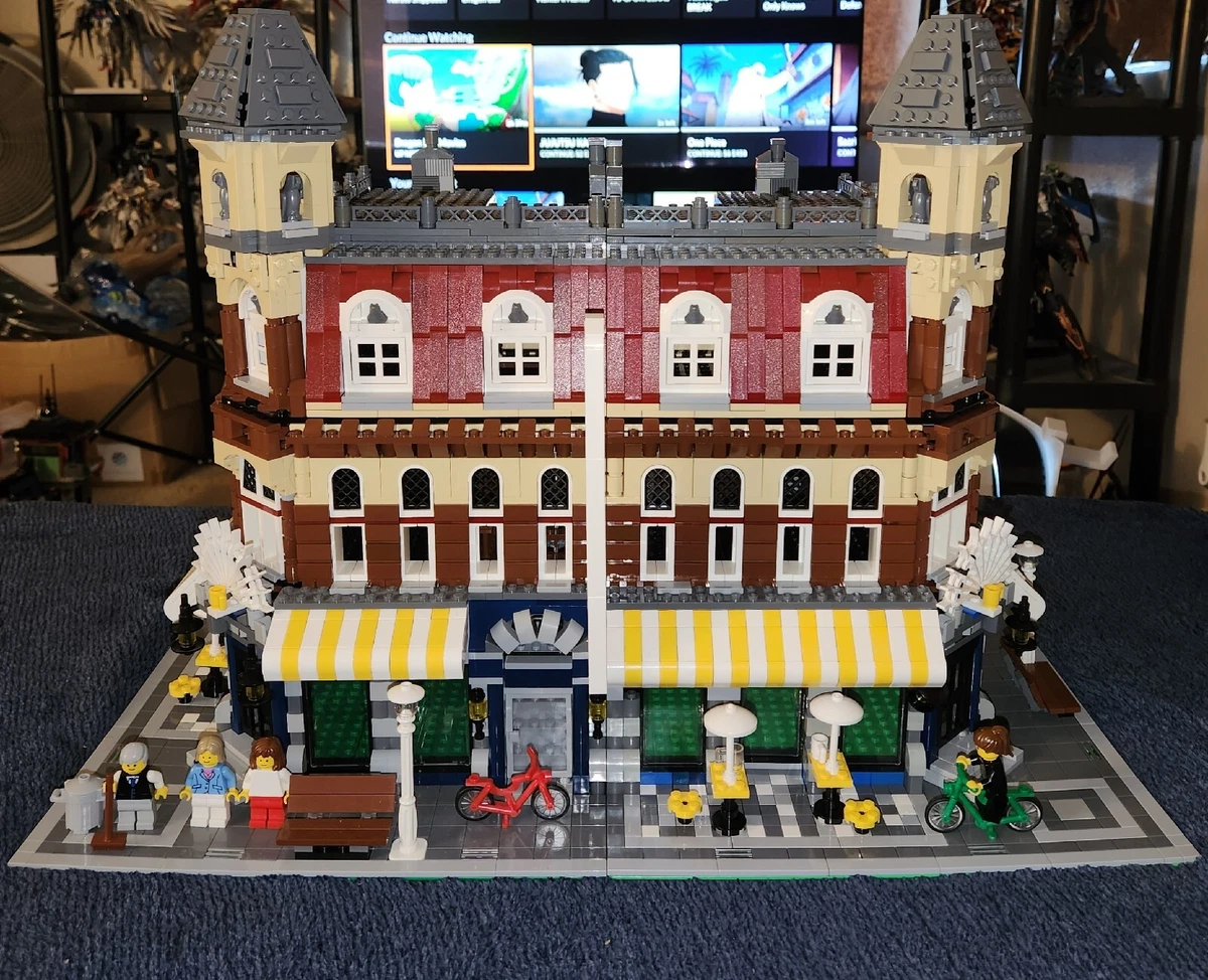 Lego Modular Buildings Cafe Corner