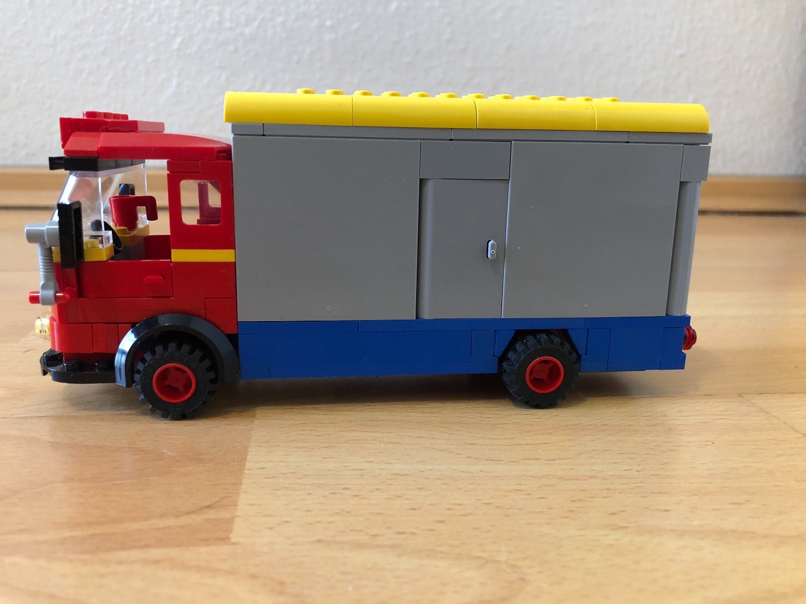 Lego Inside Tour 4000008 + 4000022 Billund Villy Thomsen Legoland Truck ...