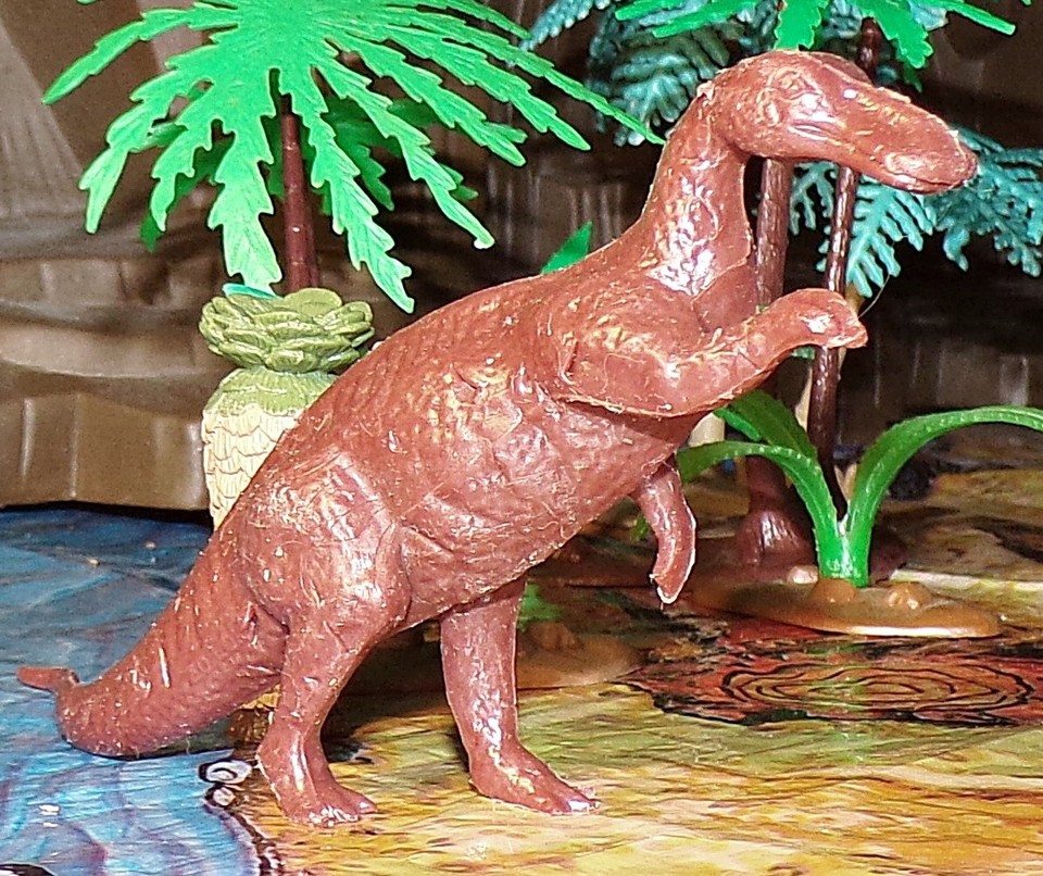 Marx 1971 Type II Trachodon Dinosaur, Waxy Chocolate Brown | eBay