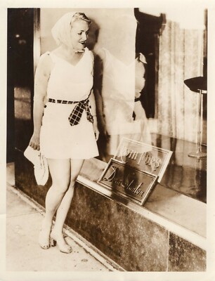 Mary McCormic CHEESECAKE SEXY LEGS SOPRANO STUNNING PORTRAIT 1939 PHOTO ...