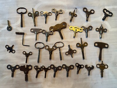 Lot of 32 Antique Clock Winding Keys | eBay
