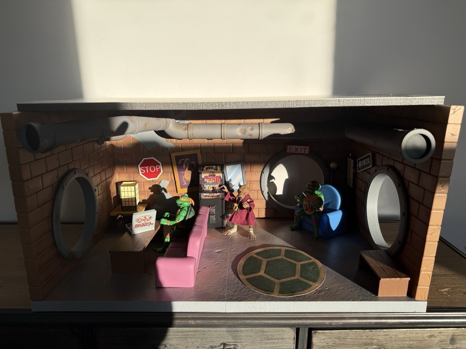 NECA TMNT SEWER LAIR Home Base Figure Teenage Mutant Ninja Turtles ...