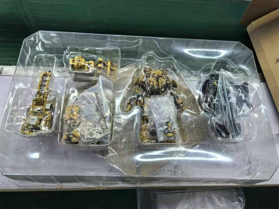 Devil Saviour Devastator Set A+B Combined Action Figures w/Bonus Full ...