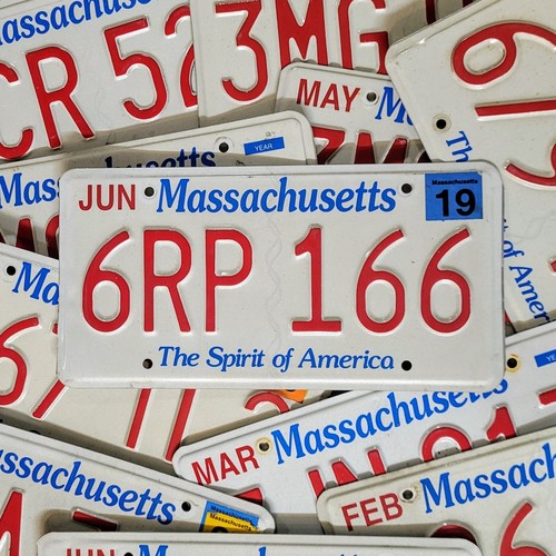 MASSACHUSETTS LICENSE PLATE 🔥FREE📬🔥 1 w/RANDOM LETTERS & #'s READ ...