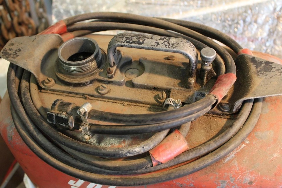 Johnson 4 gallon gas tank Mile master outboard motor | eBay