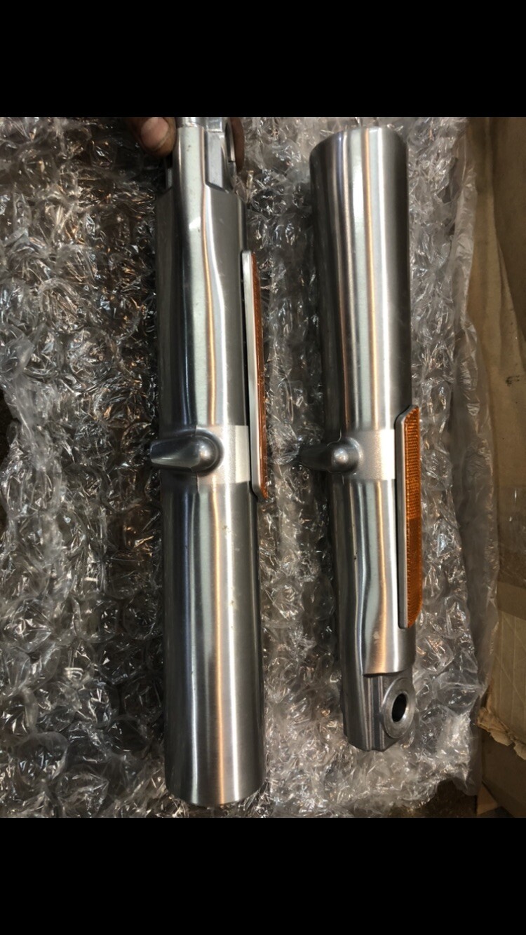 Harley Davidson Showa Lower Fork Legs Sliders G5B3-10-L G5B3-10-R TC ...