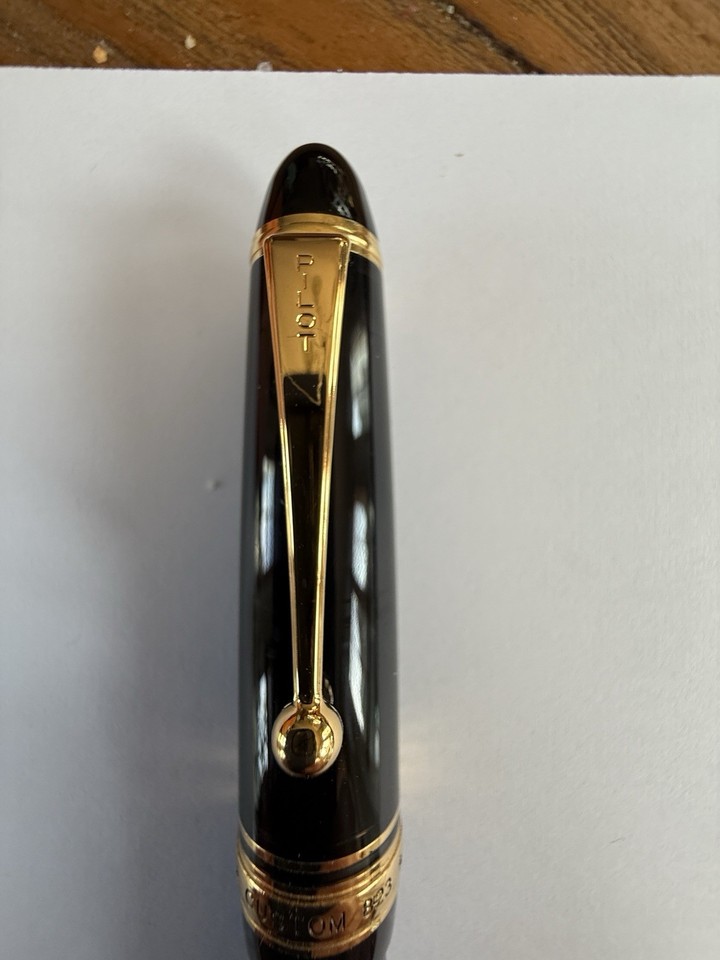 Pilot Custom 823 Fountain Pen Smoke Translucent 14K Gold Broad Nib | eBay