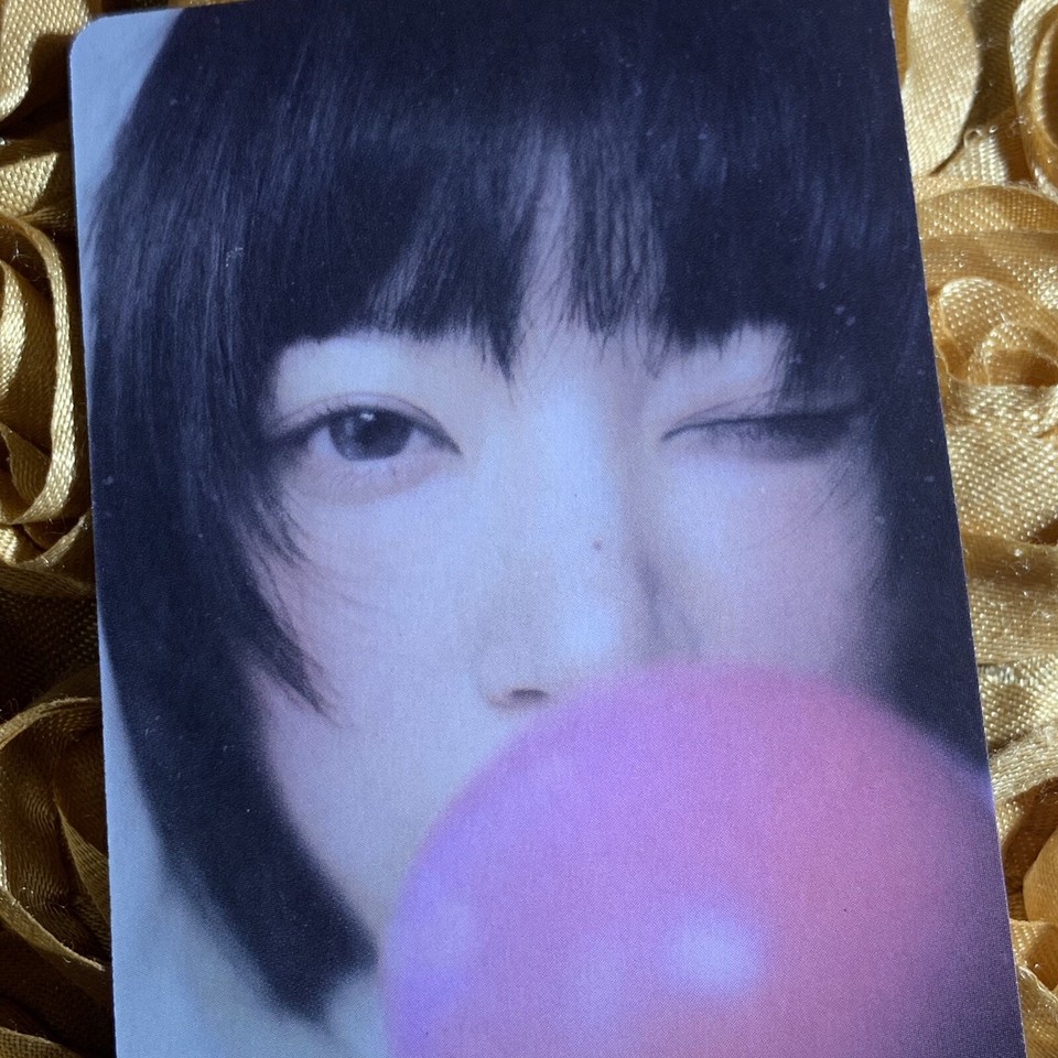 Moka ILLIT SUPER REAL Edition Celeb K-pop Girl Photo Card Pink Bubble ...