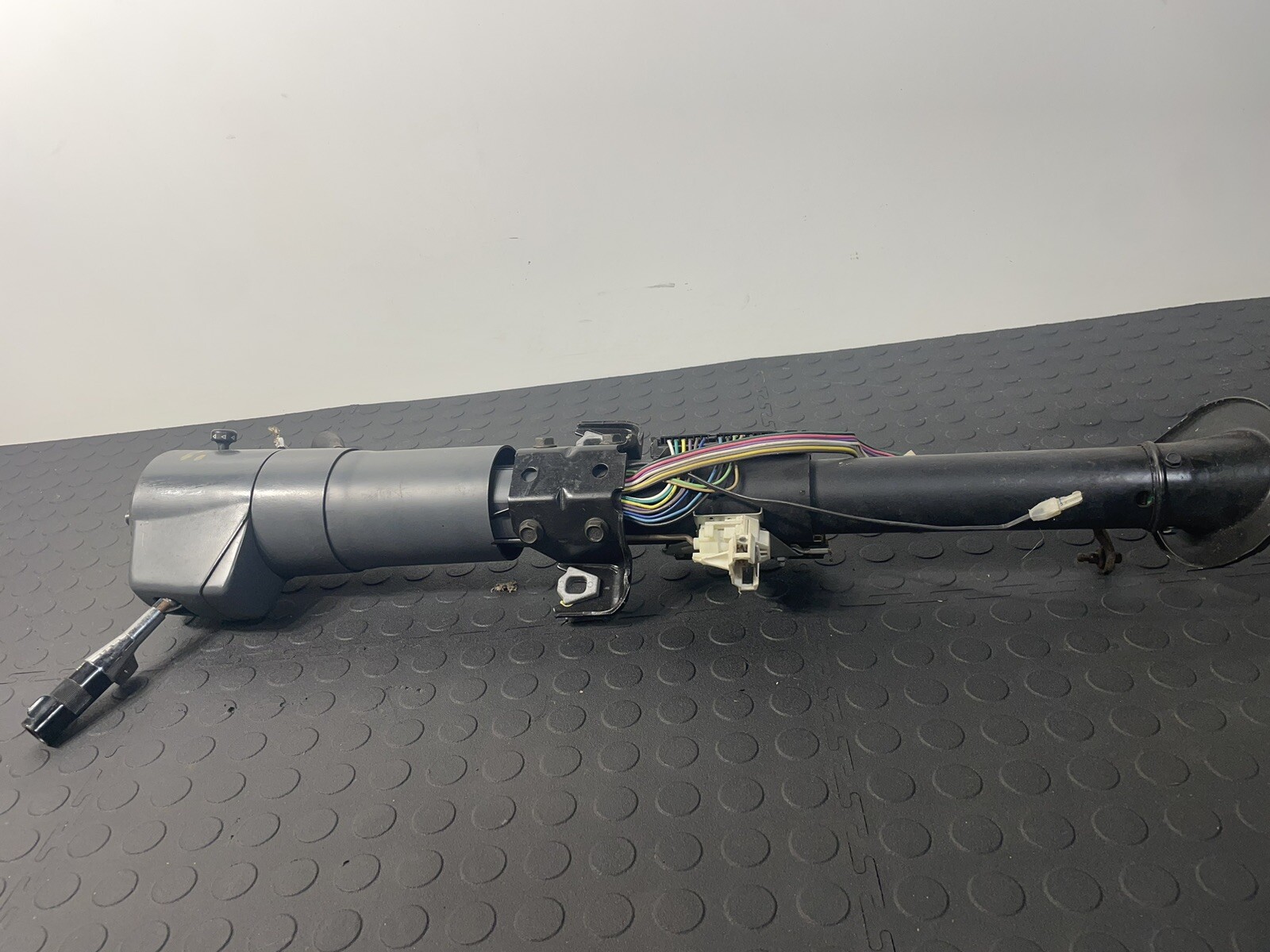 Jeep Wrangler MJ Comanche 1984-1996 Automatic Non-Tilt Steering Column ...