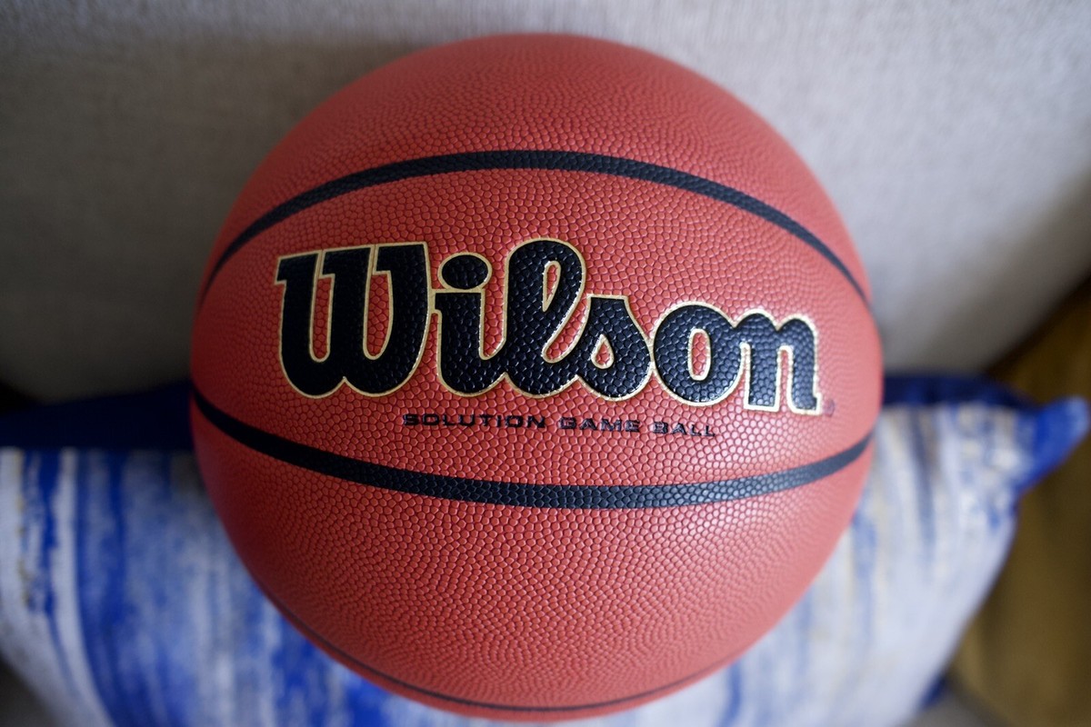 Wilson Solution Basketball